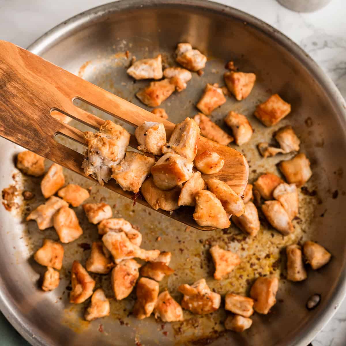 Greek Chicken Bites - 10 Minute Meal - Bites of Wellness